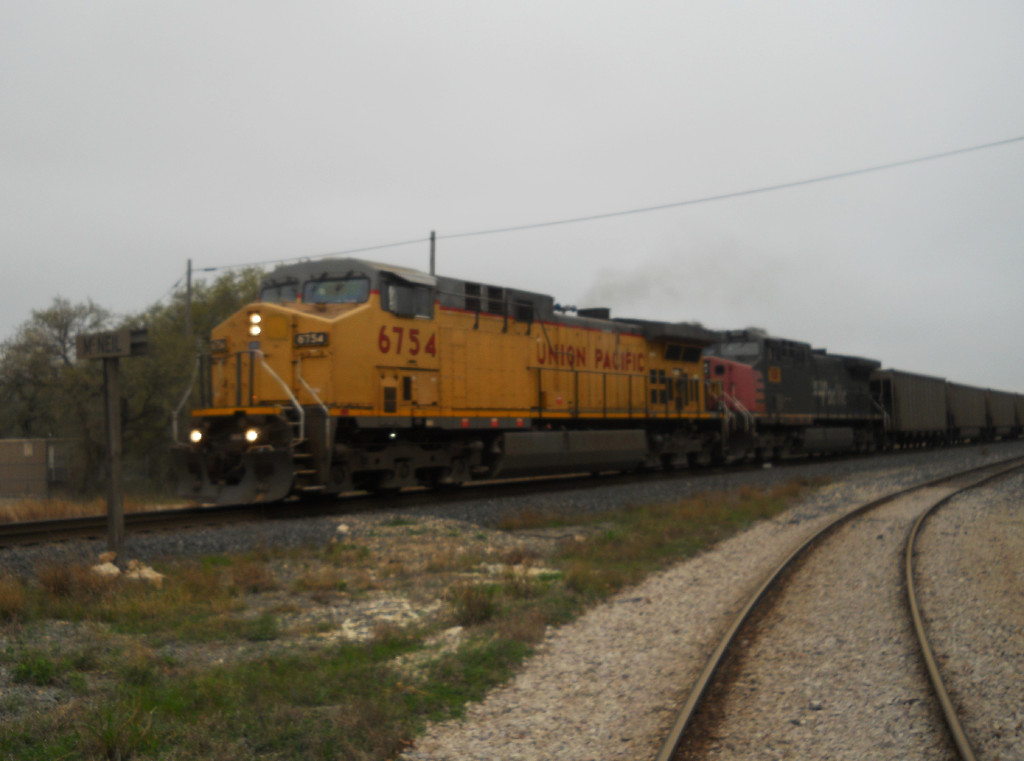 UP 6754 16Mar2011 NB with empty coal cars